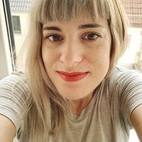 Ana Novais – Medium