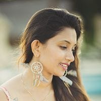 Nisanka Karunathilake – Medium