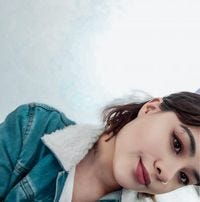 Larissa Elou – Medium