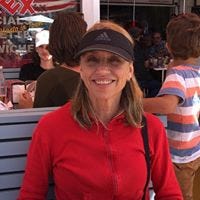 Elena Poch – Medium