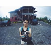 Valensio Deva – Medium