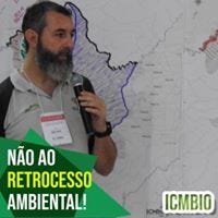 Denis Rivas – Medium