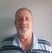 Kevin Davis – Medium