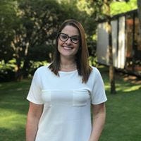 Fabiana Uckus – Medium