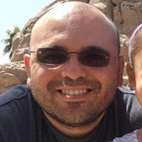 Fernando M Oliva – Medium
