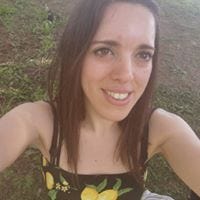 Luz Manriquez – Medium