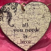 Angie Reno – Medium