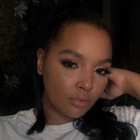 Kayla McGirt – Medium