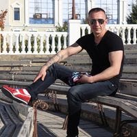 Viktor Karl – Medium