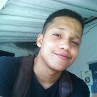 Henrique Menezes – Medium