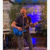 Michael Pryce – Medium