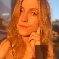 Maddy Hudak – Medium