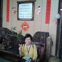 Ang Yan Har – Medium
