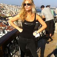 Maria Olivia Undurraga – Medium