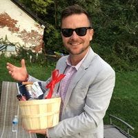 Nathan Stevens – Medium