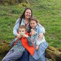 Stephanie Fielding – Medium