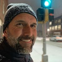 Lee Graham – Medium
