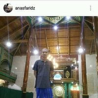 Anas Faridz Zamzamy – Medium