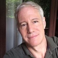 Ethan Putterman – Medium