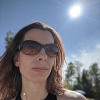 Kay Vee – Medium