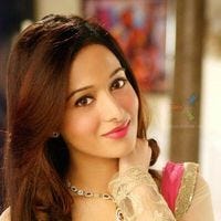 Aaliya Rathod – Medium