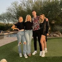 Zachary Salberg – Medium