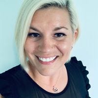 Crystal Thompson – Medium