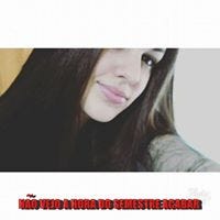 Renata Azambuja – Medium