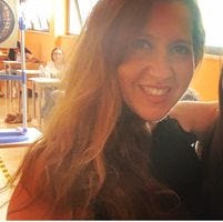 Elena Antonacci – Medium