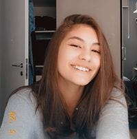 Rebecca Camilo – Medium