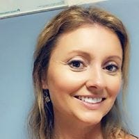 Kelly Summers – Medium