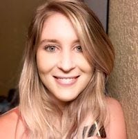 About – Lacey Hunter – Medium