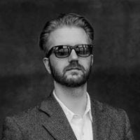 Kristján Helgi Benjamínsson – Medium