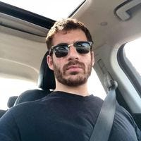 Amir Hat – Medium