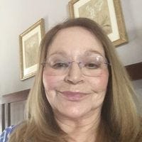 Louise Thomas – Medium