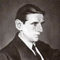 Graham Sims – Medium