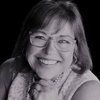 Lora Keller – Medium