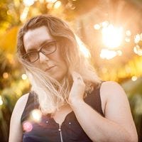 Kim Beebe – Medium