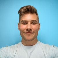 Daniel Ahola – Medium