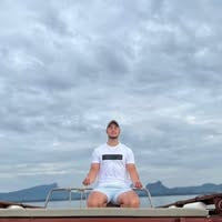 Henry Cooper – Medium