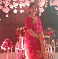Pooja Khanna – Medium