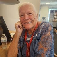 Ellen Griffith – Medium