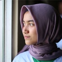 Nadia Najla – Medium