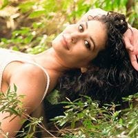 Samara Borges – Medium