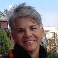 Anne Saunders – Medium