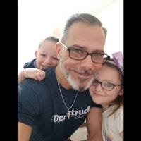 Curt Queyrouze – Medium