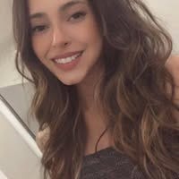 Lorena Rodrigues – Medium