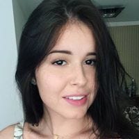 Júlia Silva – Medium