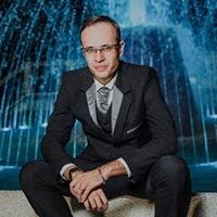 Vinicius Lima – Medium