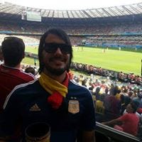 César Felipe – Medium